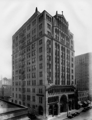 Signal Oil, view 1 — Calisphere