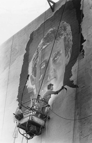 Kent Twitchell mural of Ed Ruscha — Calisphere