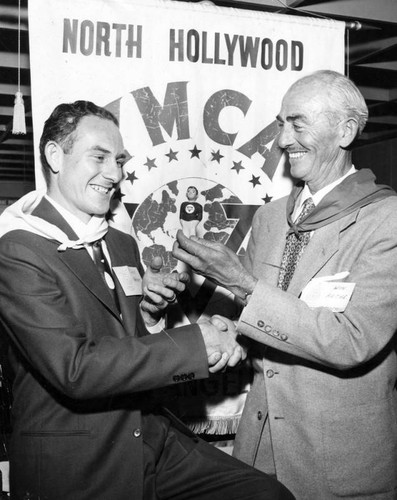 Most valuable ragger' honored — Calisphere