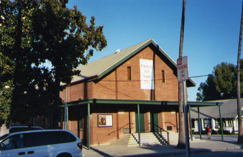 Pasadena Foursquare Church, entrance — Calisphere