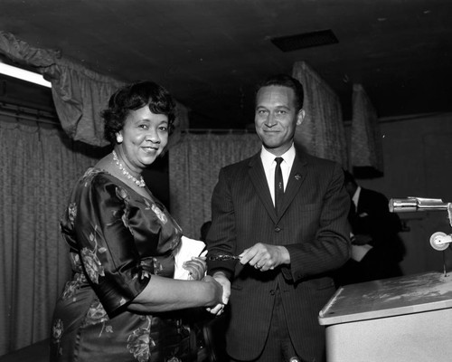 Dr. Dorothy Height and Douglas Dollarhide — Calisphere