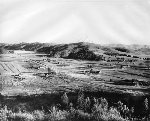 Panoramic view of Eagle Rock, view 1 — Calisphere