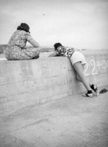 Hanging out, Corona del Mar — Calisphere