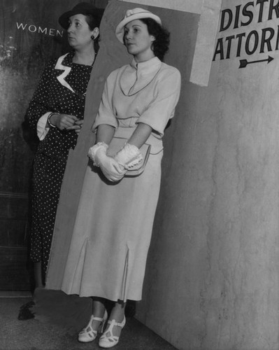 Lois Wright, Robert James Murder Case — Calisphere