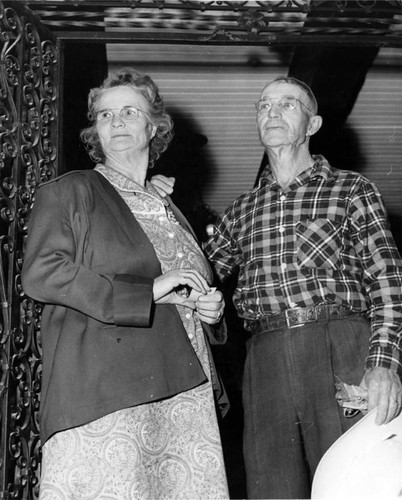 Knights, ghosts thrill kids at Shea's Castle — Calisphere