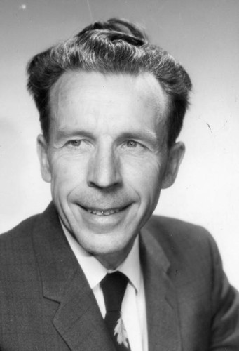 W. Hixon to begin ministry — Calisphere