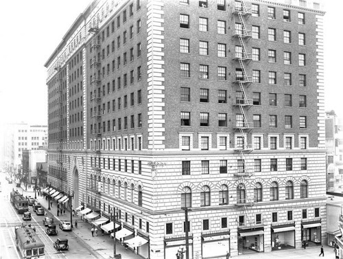 Barker Brothers Building — Calisphere