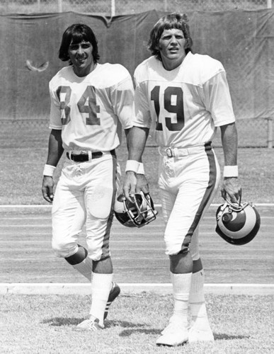 Jack Snow and Lance Rentzel — Calisphere