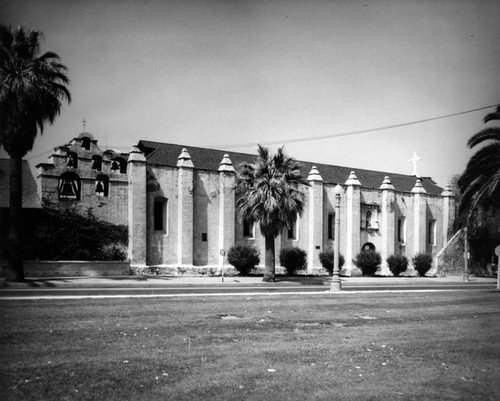 Mission San Gabriel Arcangel, south facade — Calisphere