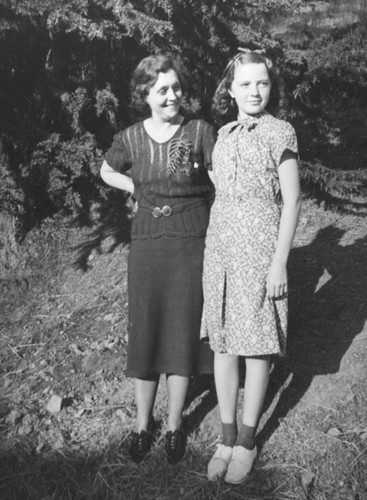 Bonnie and her mother — Calisphere