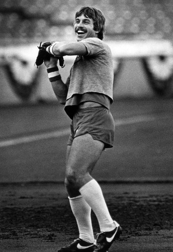 Ron Cey at workout — Calisphere