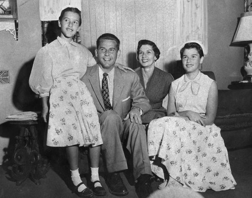 Congressional Candidate Lipscomb and family — Calisphere