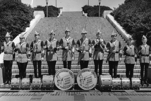 Robin Hood Band of Van Nuys preps for U.S.-Canadian tour — Calisphere