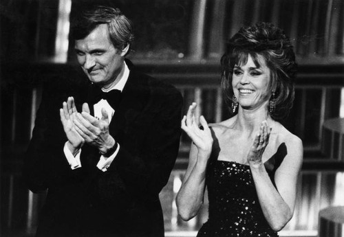 Academy Awards hosts clapping for winners — Calisphere