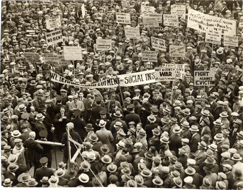 [Crowds protesting during the Great Depression] — Calisphere