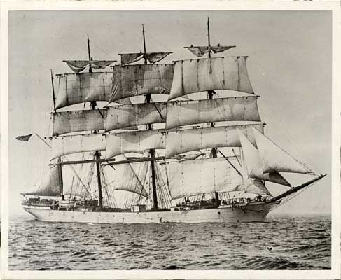 [Steel 4-masted bark sailing ship "Carradale"] — Calisphere