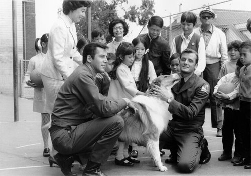 [Actors Jed Allan and Jack De Mave visiting students at Commodore ...