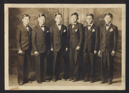 Sueo "Goi" Koyasako and classmates — Calisphere