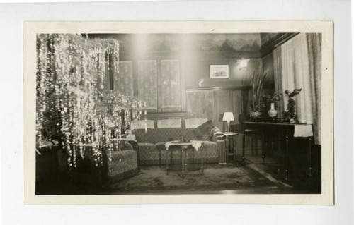 Interior of the Saito family house — Calisphere