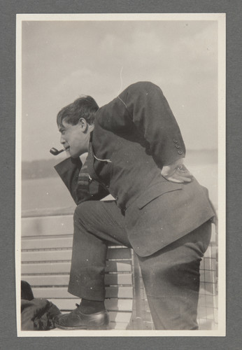 [Physics conference, outing group including Peter Kapitza, Switzerland ...