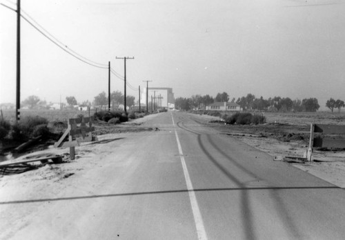 Looking west on Paularino from Red Hill, Pauli Drive In, Costa Mesa ...