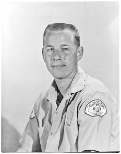 Alger, Ronald L. : portrait — Calisphere