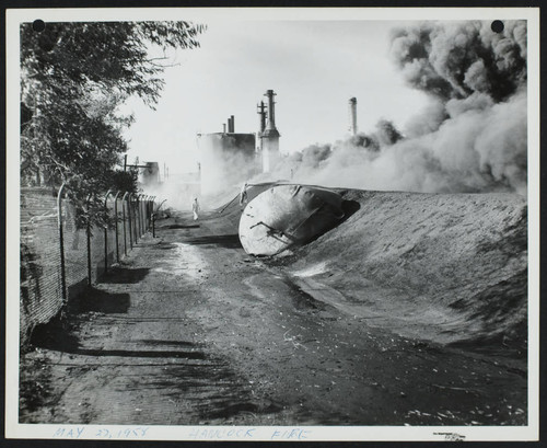 Hancock Refinery fire, 2828 Junipero Ave — Calisphere