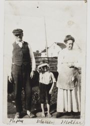 Urton family (William, Warren, Eva Ethel), photographed in the early ...