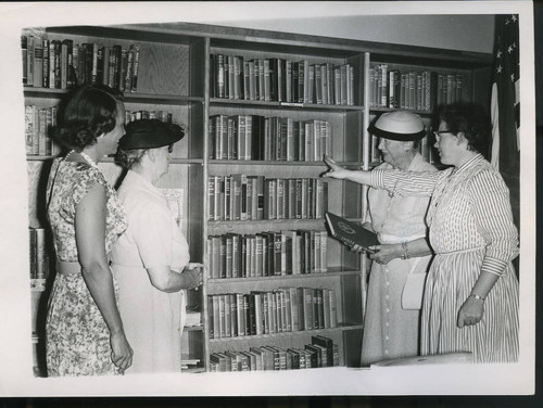 Mary and Katherine Sorensen at the Sorensen Library dedication ...