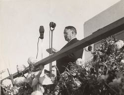 Los Angeles Mayor Frank L. Shaw speaking at Dedication Day of George ...