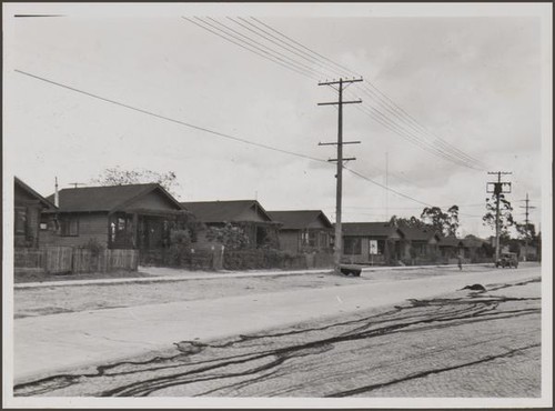 Japanese row houses, Terminal Way, Terminal Island; fishing nets in ...