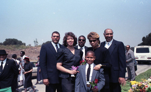 Le Roy A. Beavers, Jr., posing with his family at the cemetery, Los ...