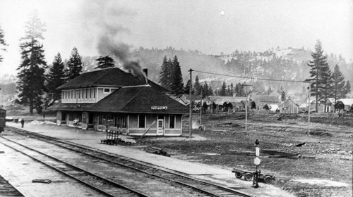 Portola Wester Pacific Railway Station — Calisphere