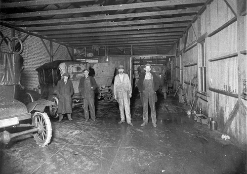 Underhill Garage 1909" — Calisphere