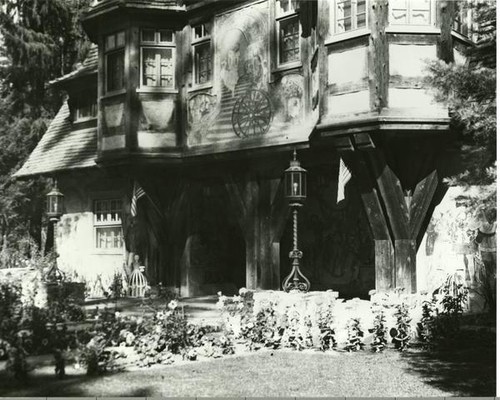 Photographs, Cinderella House, Wyntoon, Exteriors.Photograph — Calisphere