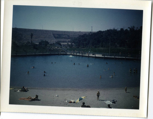 View of Puddingstone Swim Park at Frank G. Bonelli Regional Park ...