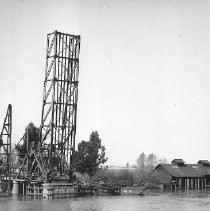 Walnut Grove Bridge Construction — Calisphere