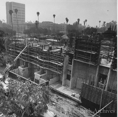 Construction of Baxter Hall — Calisphere