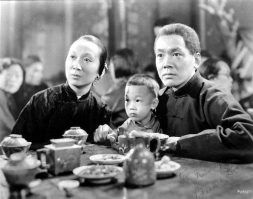 Good Earth, left to right, Bessie Loo, Hayward Soo Hoo Ching Wah Lee ...