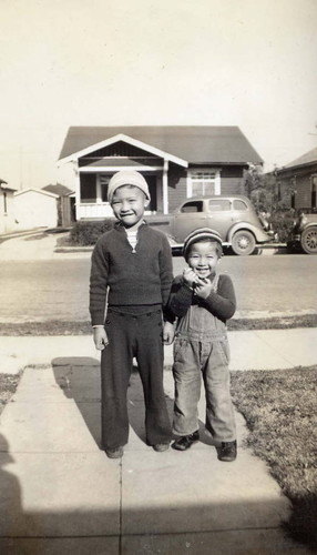 Gilbert and Ronald Siu — Calisphere