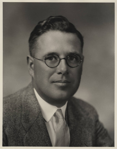 Portrait of Milton La Salle Humason as a young man — Calisphere