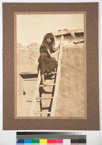 Hopi Girl, Pueblo of Mishongnovi, Arizona — Calisphere