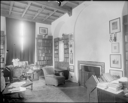 George Ellery Hale's library inside the Hale Solar Laboratory, Pasadena ...