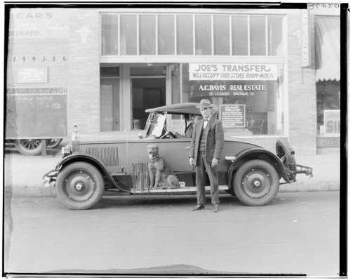 Moon roadster. 1924 — Calisphere