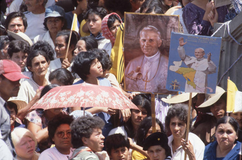Crowd watching Pope John Paul II celebrate Mass, Tegucigalpa, Honduras ...