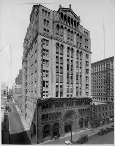 Signal Oil building, 811 W. 7th St., Los Angeles, 1933 — Calisphere