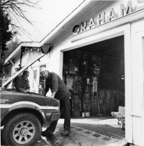 Graham's Garage, 1987 — Calisphere