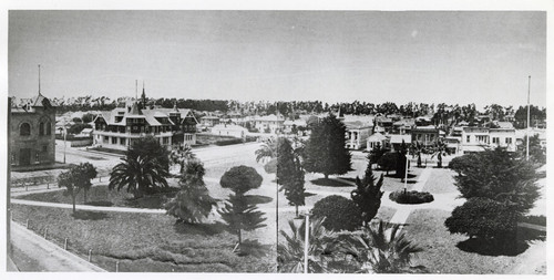 Oxnard Plaza Park — Calisphere