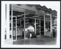 Sprouse-Reitz, Petaluma, California, 1963 — Calisphere