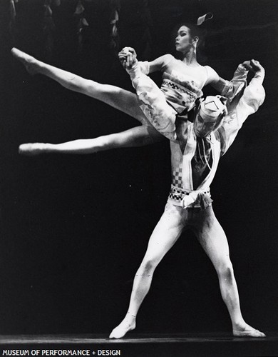 Tina Santos and Gary Wahl in Smuin's Shinjū, 1975 — Calisphere